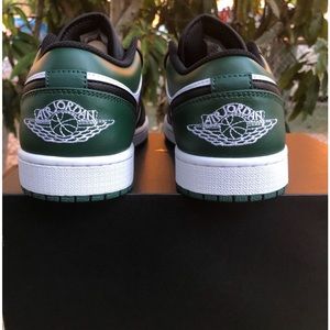 Jordan | Shoes | Air Jordan Low Green Toe Size 65y | Poshmark